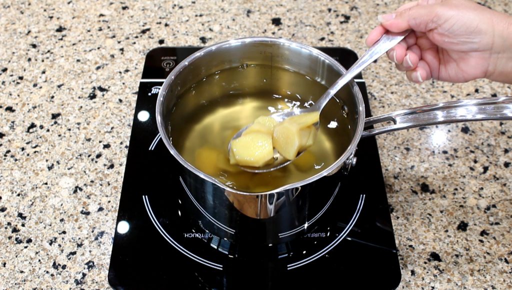 Ginger Tea - Aida's Kitchen